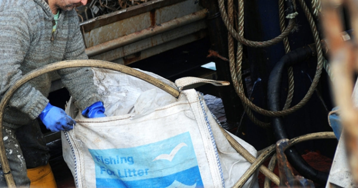 Fishing waste with an… | Bits of Love - Interactive Information Design